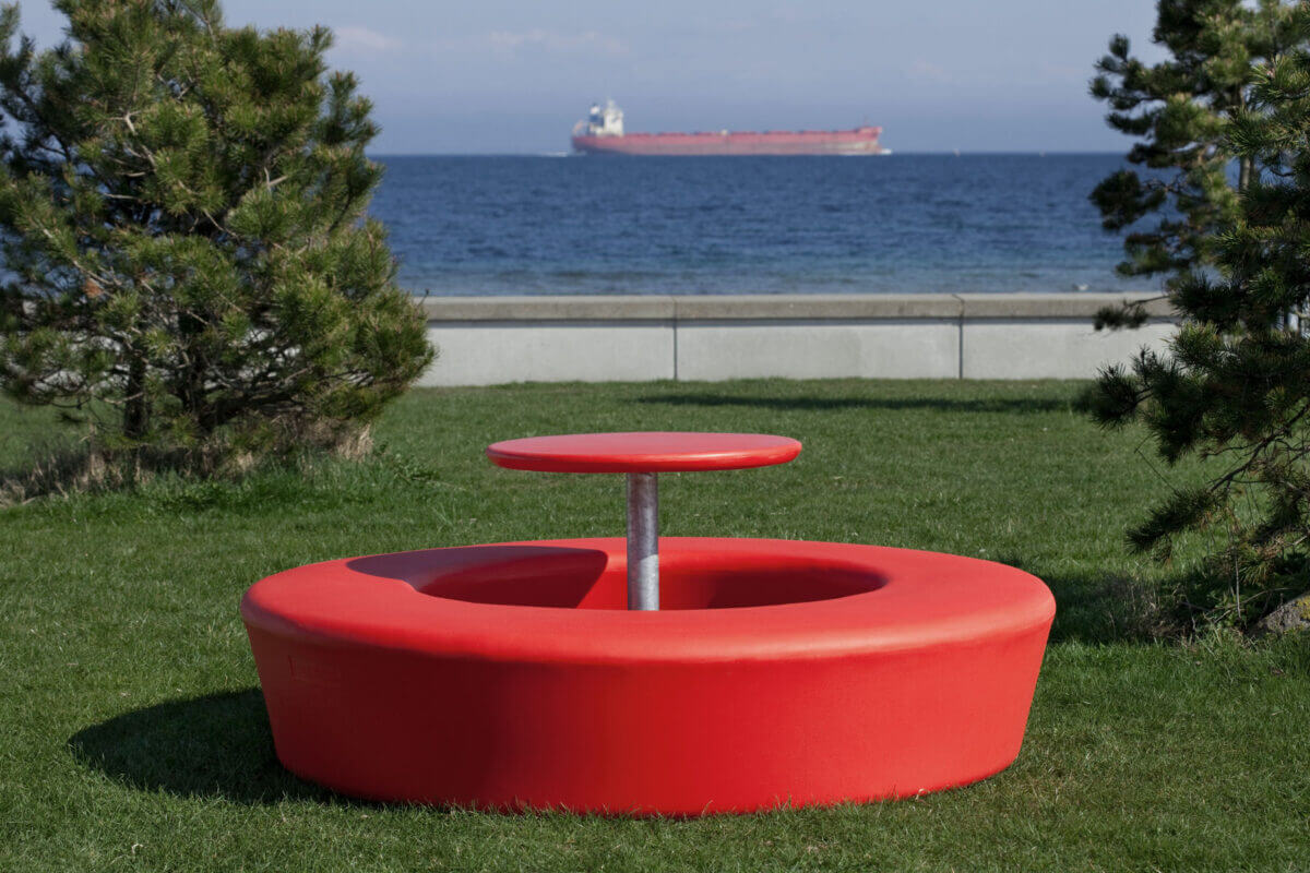 Loop Table – out-sider